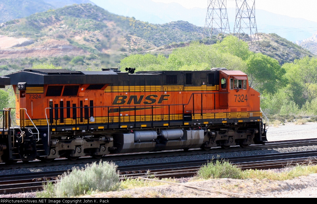 BNSF 7324